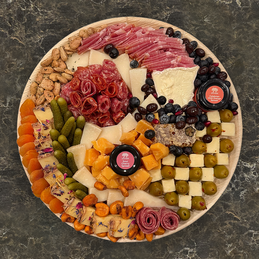 Disposable Custom Board – Cheese & Board